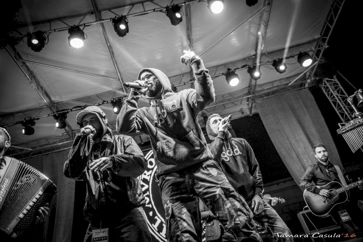 Bestierare al Cinema Vekkio: rap, underground e nuove voci della scena ...